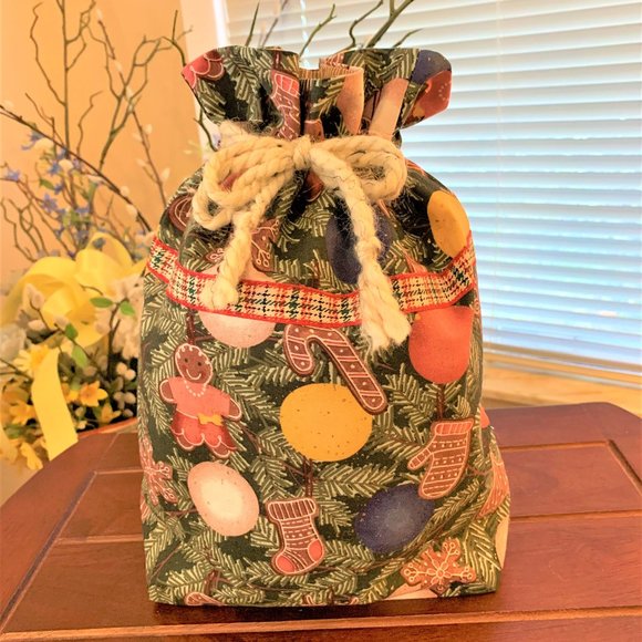 Hand Crafted | Holiday | Handmade Lined Holiday Drawstring Bag Gift Bag ...
